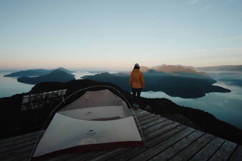 A Kayaking and Hiking Guide to Anvil Island, BC – The Trail of B.